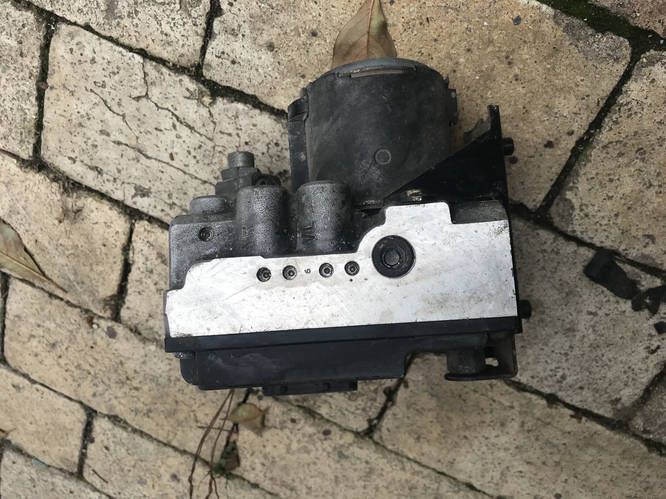 Блок ABS BMW е39 е38 96 г 97 г, цена: 600 ₴, купить на Prom.ua