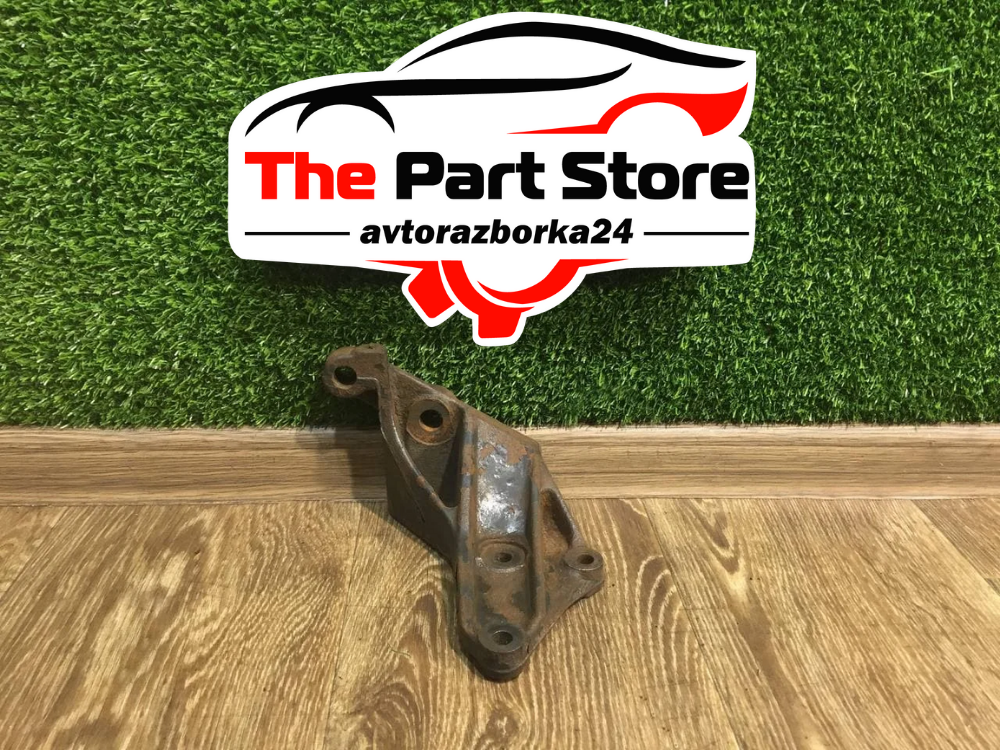 Кронштейн кабіни правий Iveco Daily E4 Івеко Дейлі Е4 2006-2011 ...