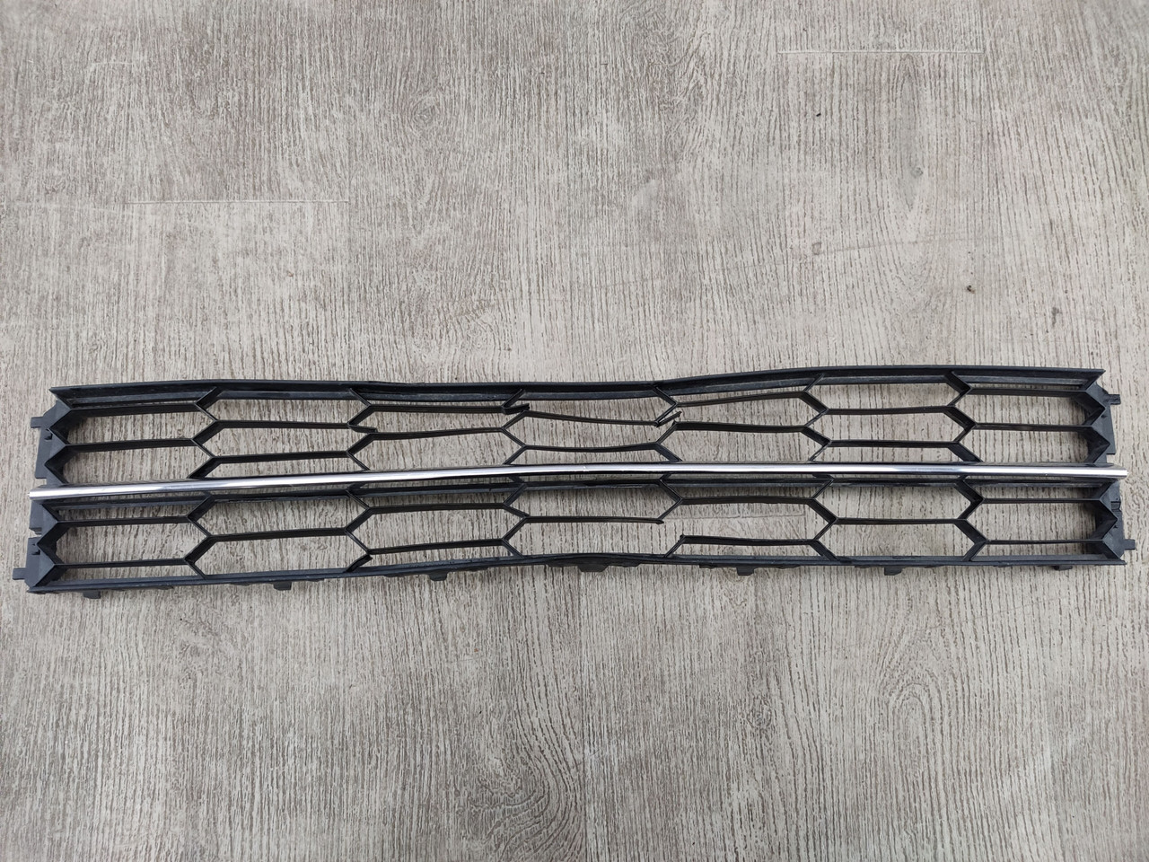 Решетка Радиатора Переднего Бампера Нижняя Skoda Superb II (2013–2015 ...