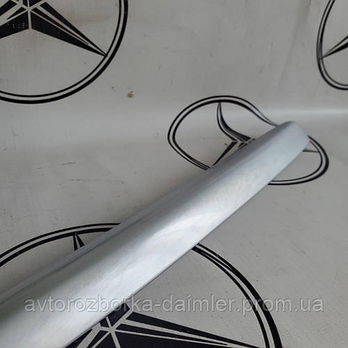 Купити Молдинг накладка на двері передня ліва нижня Mercedes ML GL W164 ...