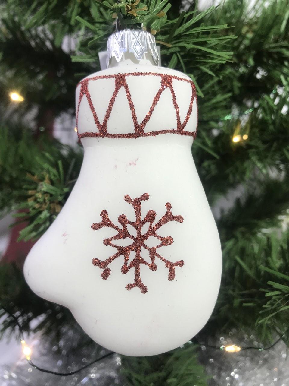 Скляна ялинкова іграшка ручної роботи Рукавичка 2 види біла продаж ціна у Нікополі