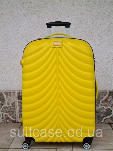 Чемодан пластиковый MCS V 210 большой Турция yellow, цена 2700 грн ...