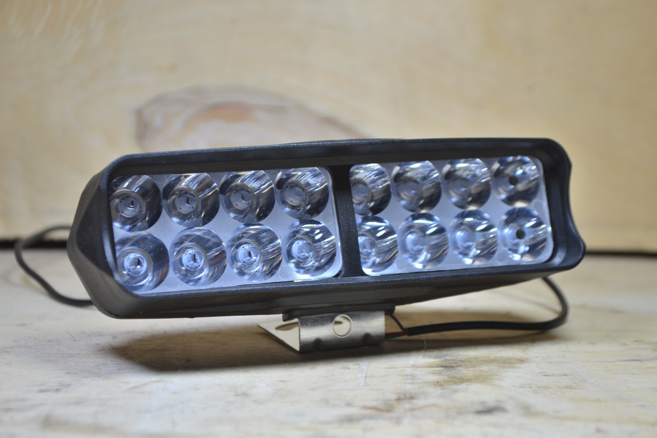 Светодиодная LED фара 48вт 16диодов + Стробоскоп: продажа, цена в Киеве ...