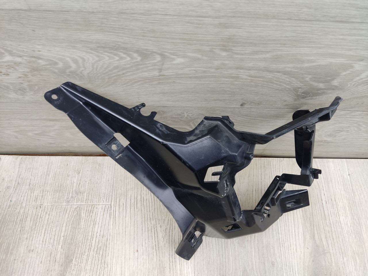 Кронштейн кріплення туманки ПТФ переднього бампера правий BMW 1 F20 F21 ...