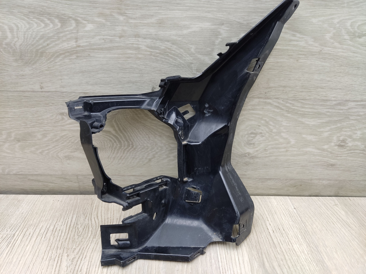 Кронштейн кріплення туманки ПТФ переднього бампера правий BMW 1 F20 F21 ...