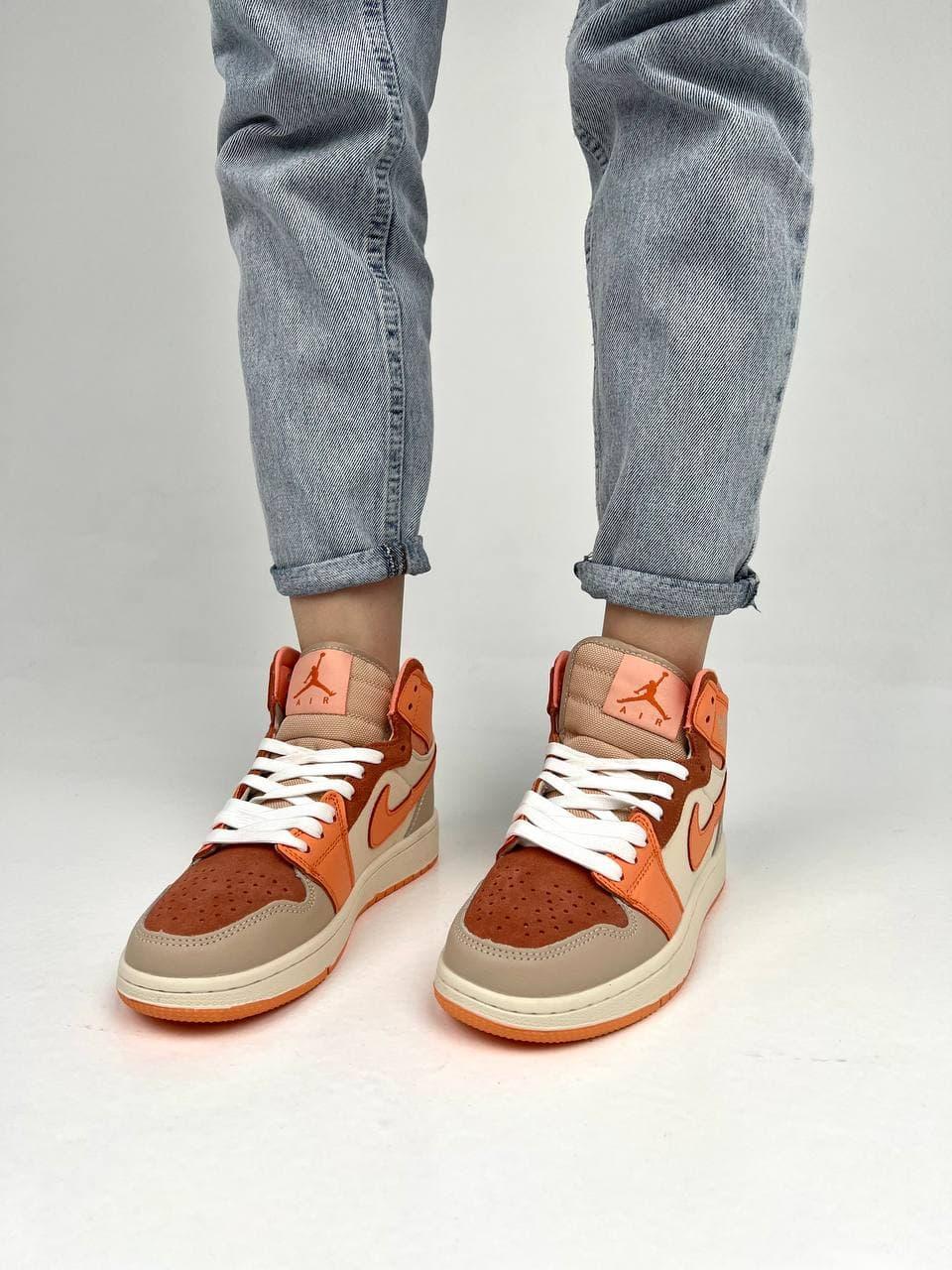 Купить Кроссовки женские Nike Air Jordan 1 High Orange оранжевые найк ...