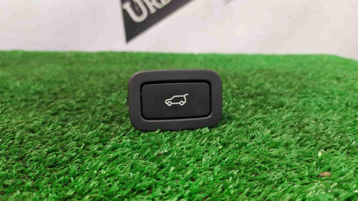 Кнопка открытия багажника LR040338, цена 1104 грн — Prom.ua (ID#1527177563)