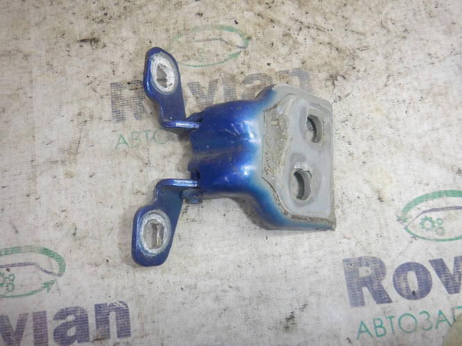 Купити Петля дверей Renault LOGAN MCV 2009-2013 (Рено Логан мсв ...