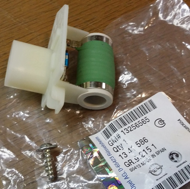 Резистор (опір) електродвигуна вентилятора охолодження двигуна GM ...