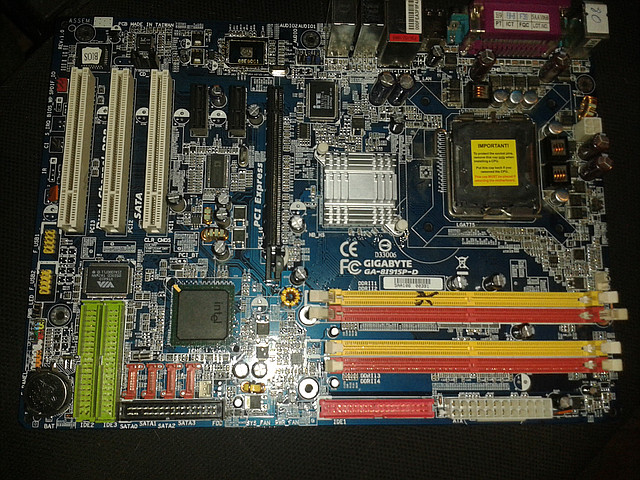 Материнская Плата Gigabyte GA-945P-S3, S775 — в Категории "Материнские ...