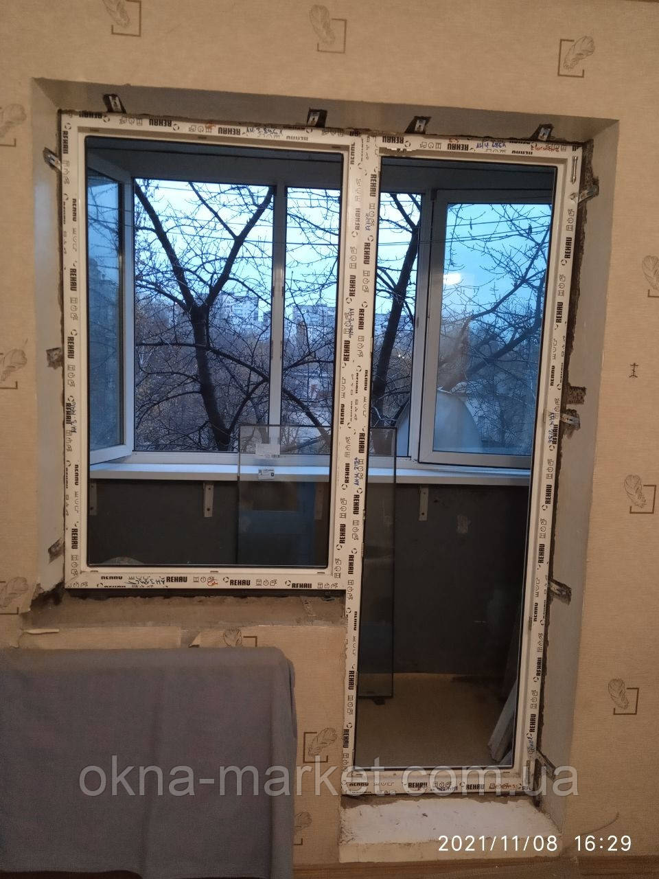Балконные пластиковые двери Васильков ЦЕНА Окна Маркет™