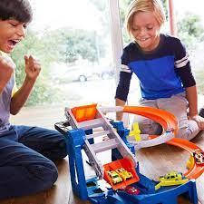 Купити Трек Hot Wheels "Гонки на фабриці» Hot Wheels Factory Raceway ...