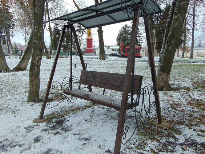 Качеля лавочка с навесом, 2м, цена 19880 грн — Prom.ua (ID#1531236626)
