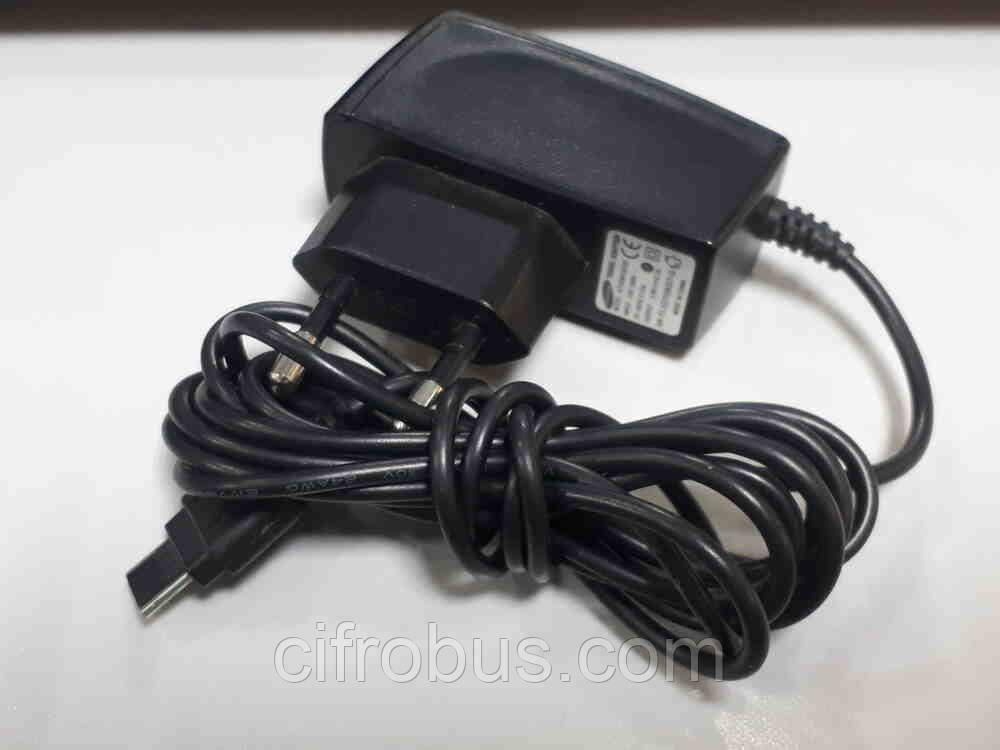 Заряднее Устройство Адаптер для Мобильного Телефона Б/У Сетевая Зарядка ...