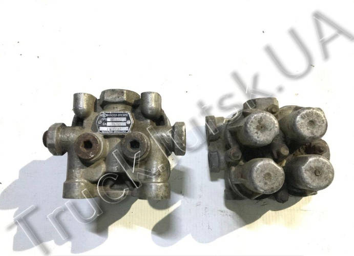 Купить Кран 4-х контурний Volvo,Вольво FH Euro2 AE4170,AE4427,AE4412 ...