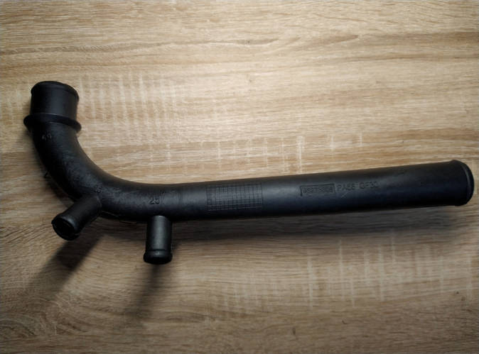 Патрубок системы охлаждения GENUINE 96273608 флейта CHEVROLET AVEO ...