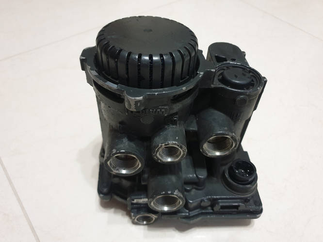 Кран управления тормозами прицепа DAF Mercedes Iveco MAN Wabco ...