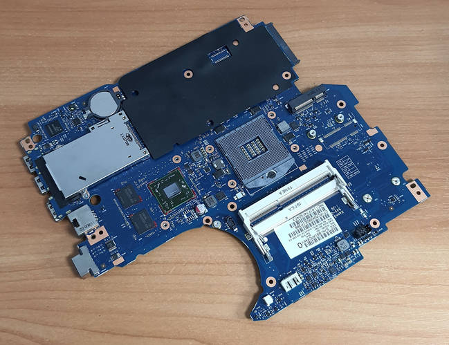 Купить Б/У Материнская плата Hp ProBook 4530S , AMD Radeon HD 6490M ...