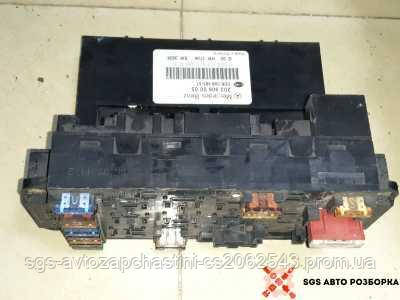 Блок запобіжників Mercedes C-Class (W203) 00-07 | A2039060005 ...