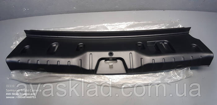 Накладка задней панели багажника BMW 5 F10 / F10 LCI 51479163190 ...