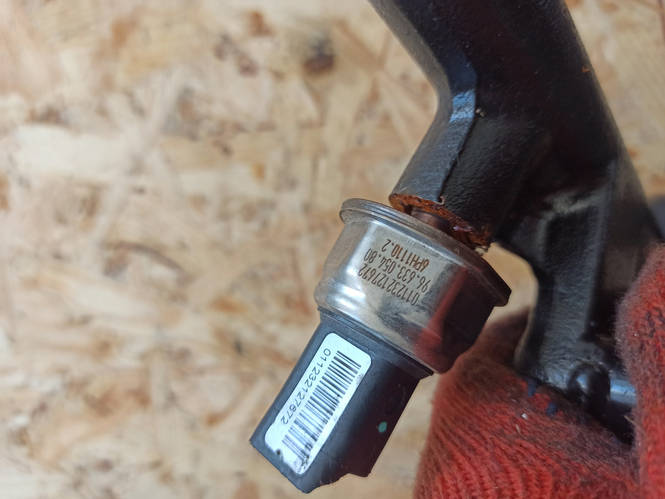 Датчик тиску палива в рейці 9663305480, 96.633.054.80, 96 633 054 80 ...