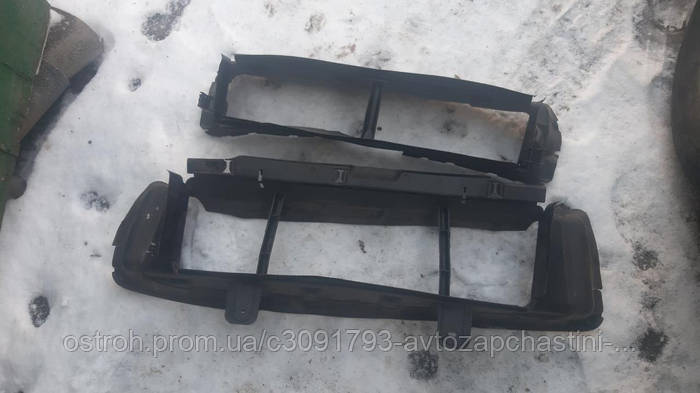 Воздуховод радиатора нижний до Ford Focus (15-18) рест F1EZ-8327-A ...