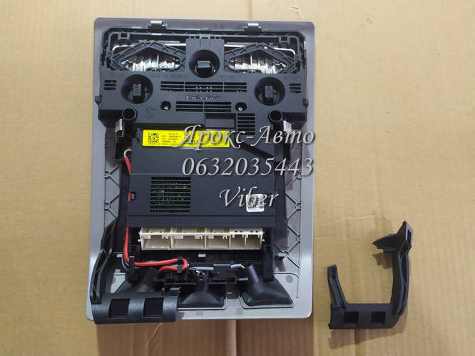 Плафон салона передний BMW 5 F10 09-17 61319289280 000027017 (ID ...