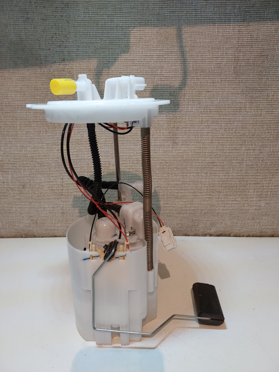 Паливний насос взборі Nissan 170404CM0B 0580200286, ціна 4600 грн ...