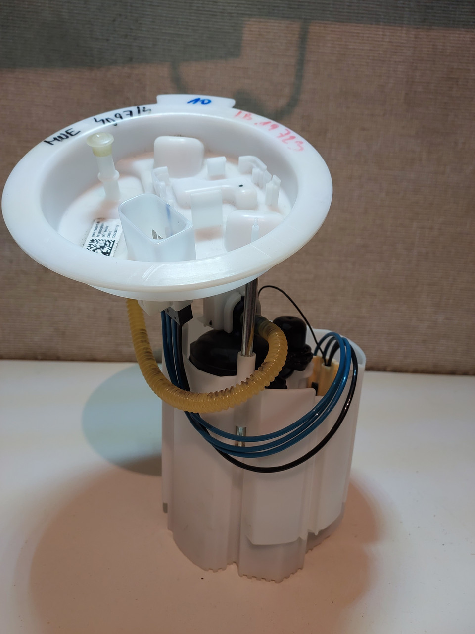 Купить 16117300477 Топливный насос в сборе bmw mini cooper бензонасос ...