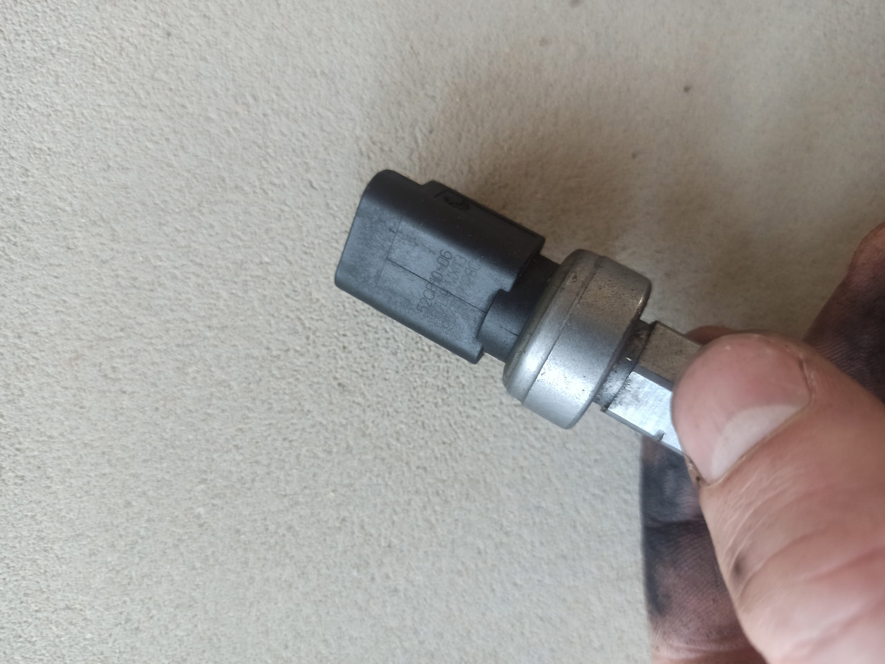 Купити Датчик тиску кондиціонера 9678362280, 96 783 622 80, 96 479 712 ...