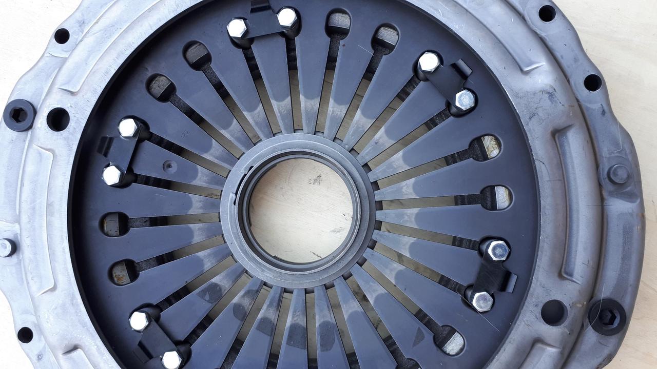 182-1601090 Диск сцепления ведущий (корзина) с кожухом ЯМЗ 182,183 УРАЛ ...