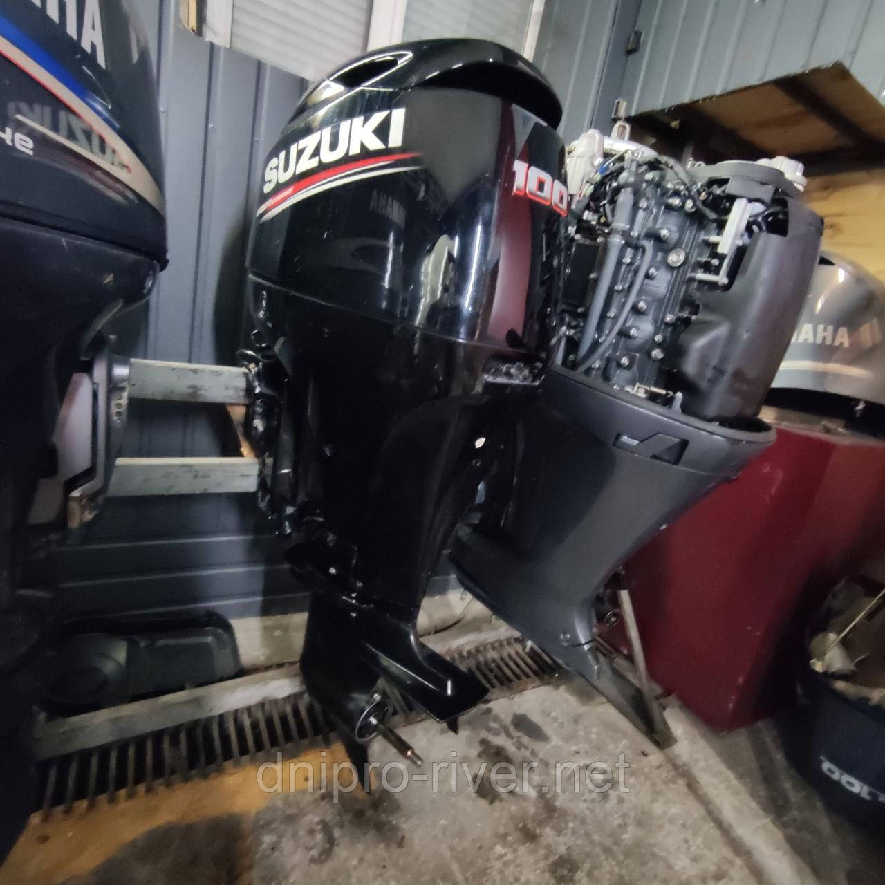 Лодочный мотор Suzuki DF 100 L: продажа, цена в Киеве. Лодочные моторы ...