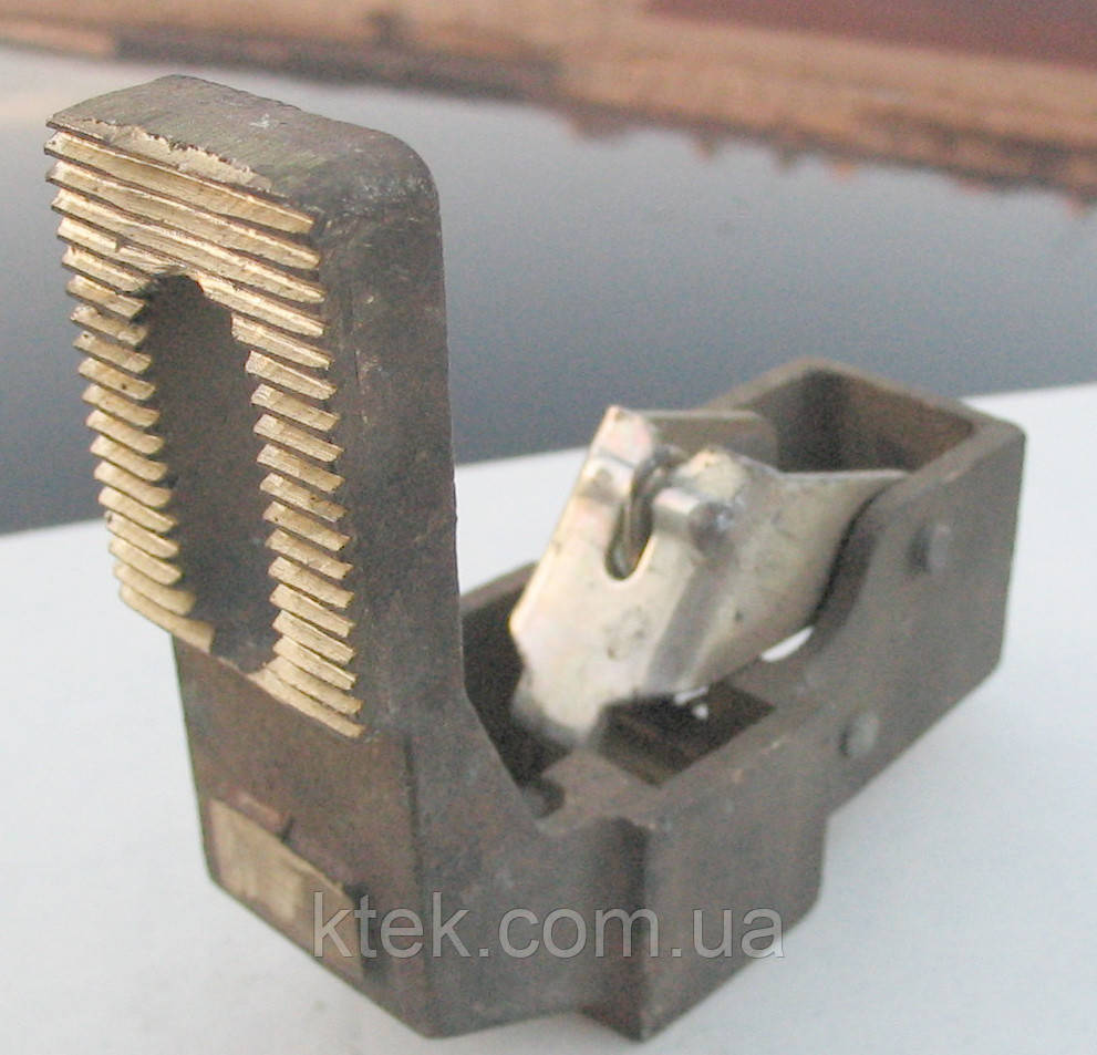Щеткодержатель типа ДРПр1 (ДП, ДПЭ) 20х32