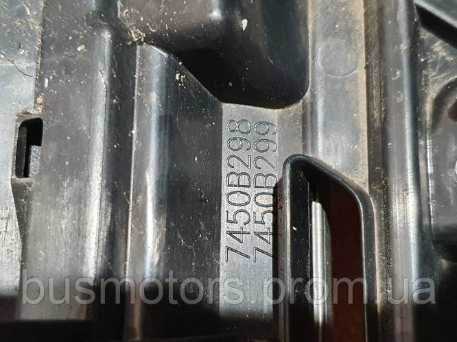 Купити Решітка радіатора Mitsubishi Outlander 3 2018 - 7450B298 ...