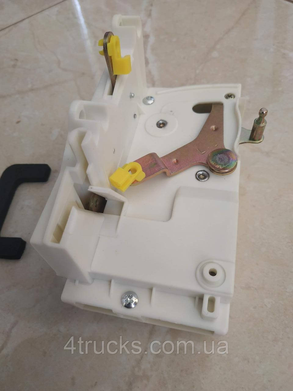 Замок двери Iveco Eurocargo Eurotech Eurostar Eurotrakker замок левой ...