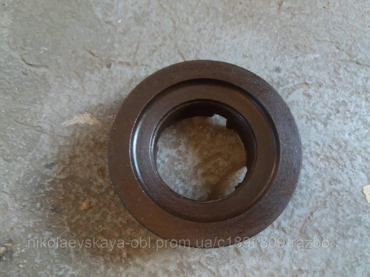 Купить Гайка передней ступицы Mercedes Atego б/у ОРИГИНАЛ Мерседес ...