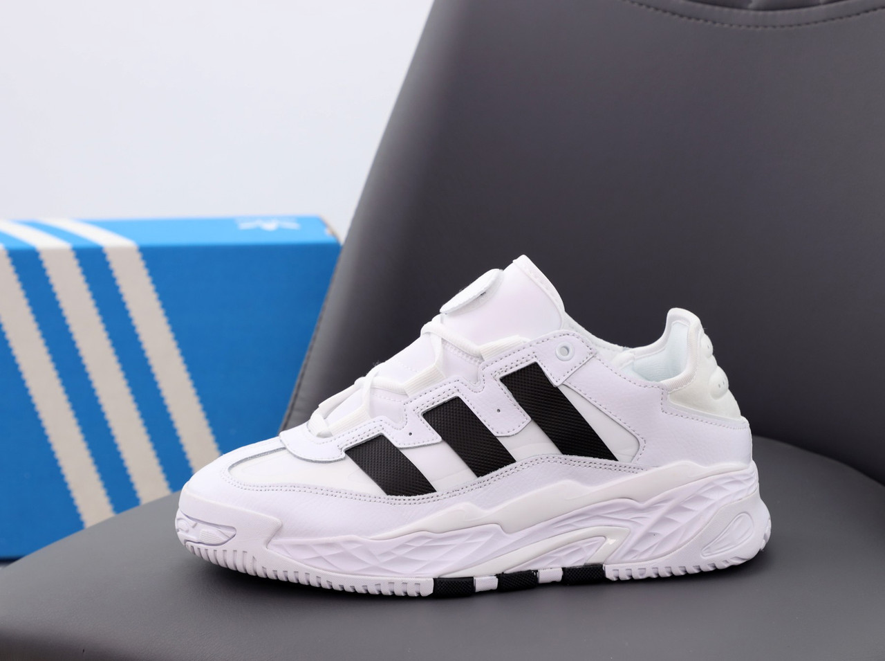 Кроссовки Мужские Демисезонные Белые с Черным Adidas Niteball. Обувь ...