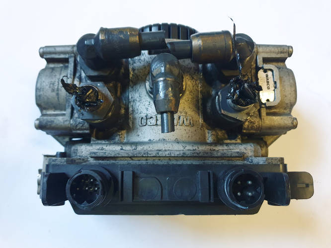 Купить Кран модулятор управления EBS Iveco Stralis 41211414 wabco ...