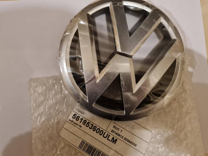 Емблема (значок) решітки радіатора Volkswagen Passat B7 2010-15 USA ...