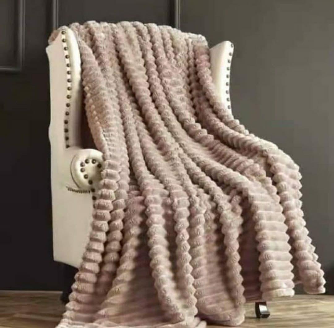 Плед Шарпей из бамбукового волокна 210х230 см песочного цвета, цена 820 ...