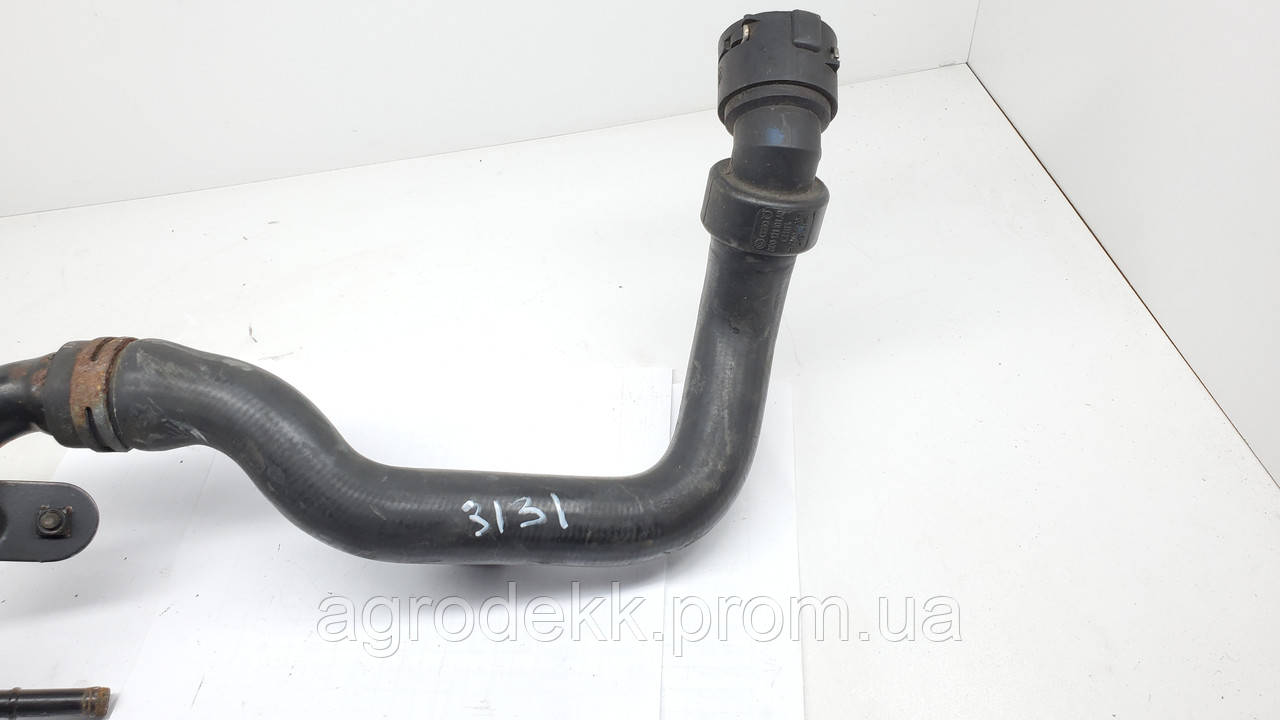 8D0121101AD Патрубок системи охолодження Volkswagen Passat B5 1.9 TDI ...