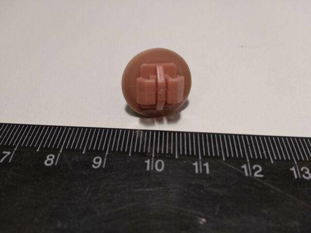 Купить Пистон крепления молдинга Тойота (15802) (7539735010), цена 18 ...