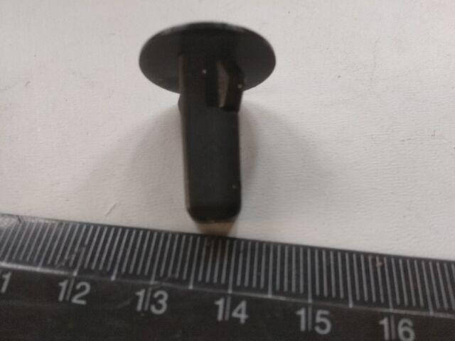 Купить Пистон крепления подкрылка Lexus/Тойота (14236) (9018906157 ...