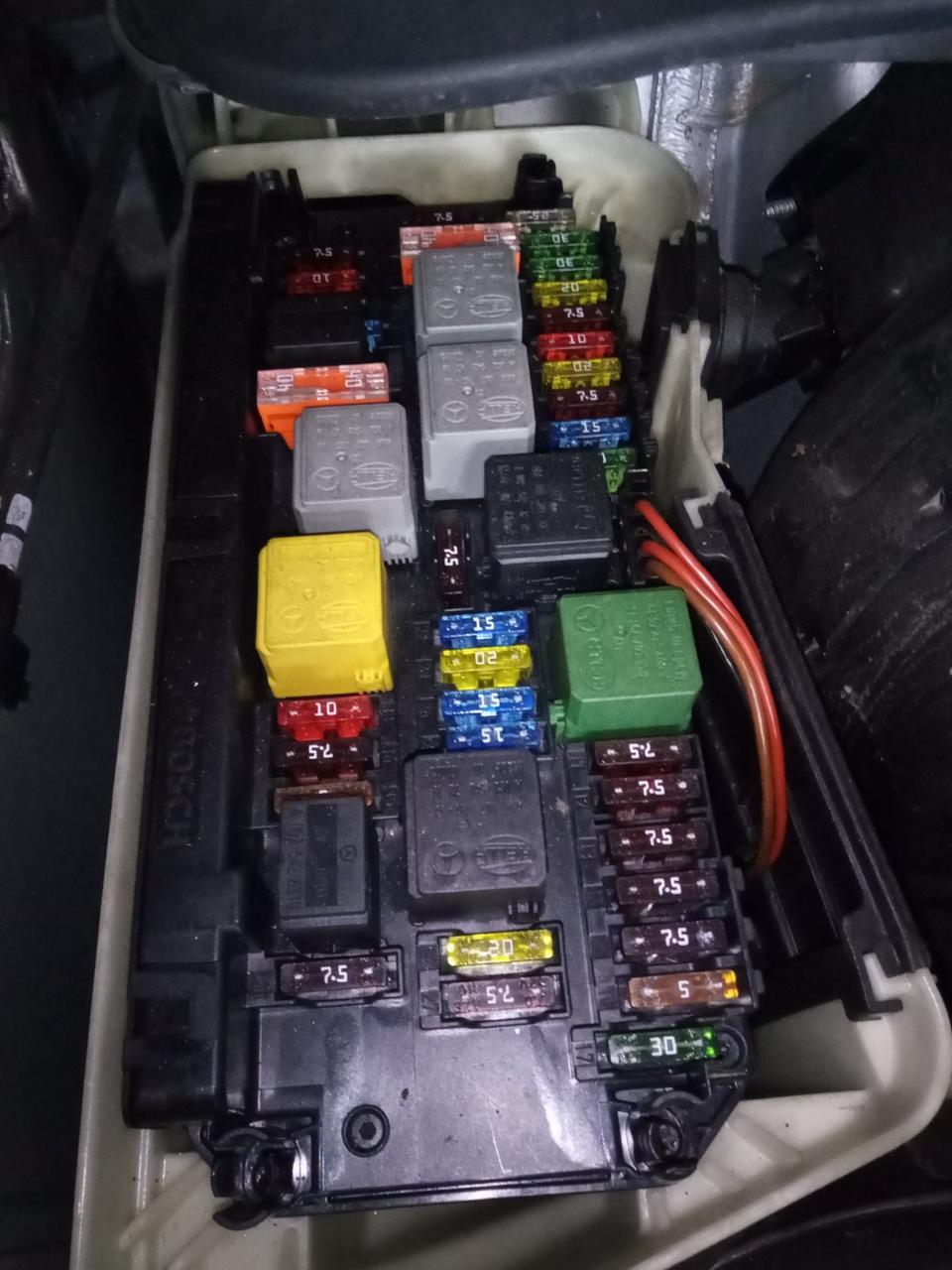 Б/У блок предохранителей Mercedes E220 W212 A2319001507 (ID#1575120011 ...