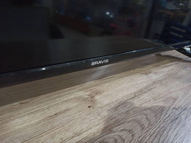 Телевизор Bravis LED-40D1070 Black, цена 5500 грн — Prom.ua (ID#1575337564)