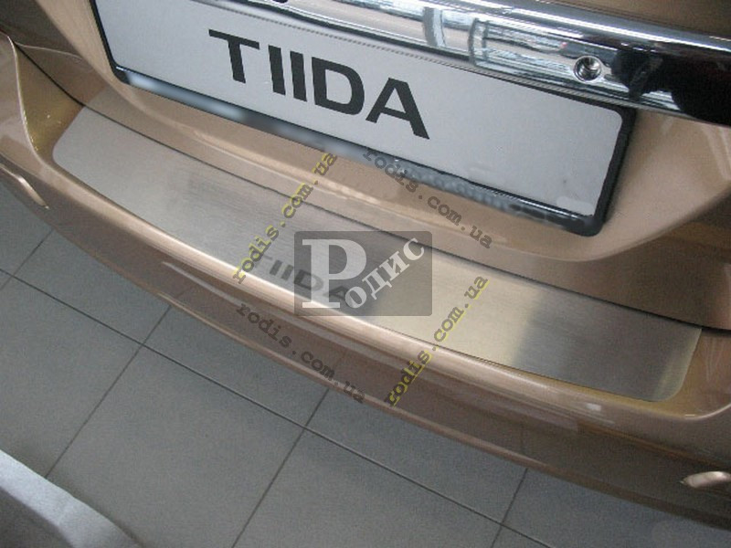 Накладка на Бампер "Premium" Nissan Tiida 5D 2004-2011 - Ниссан Тиида ...
