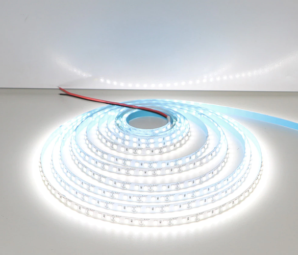 Світлодіодна стрічка LEDTech smd 2835 120led/м 12v ip20 холодний білий ...