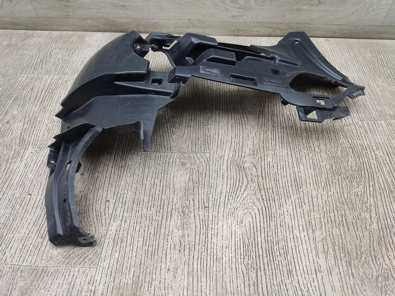 Купить Кронштейн кріплення направляюча туманки ПТФ переднього бампера ...