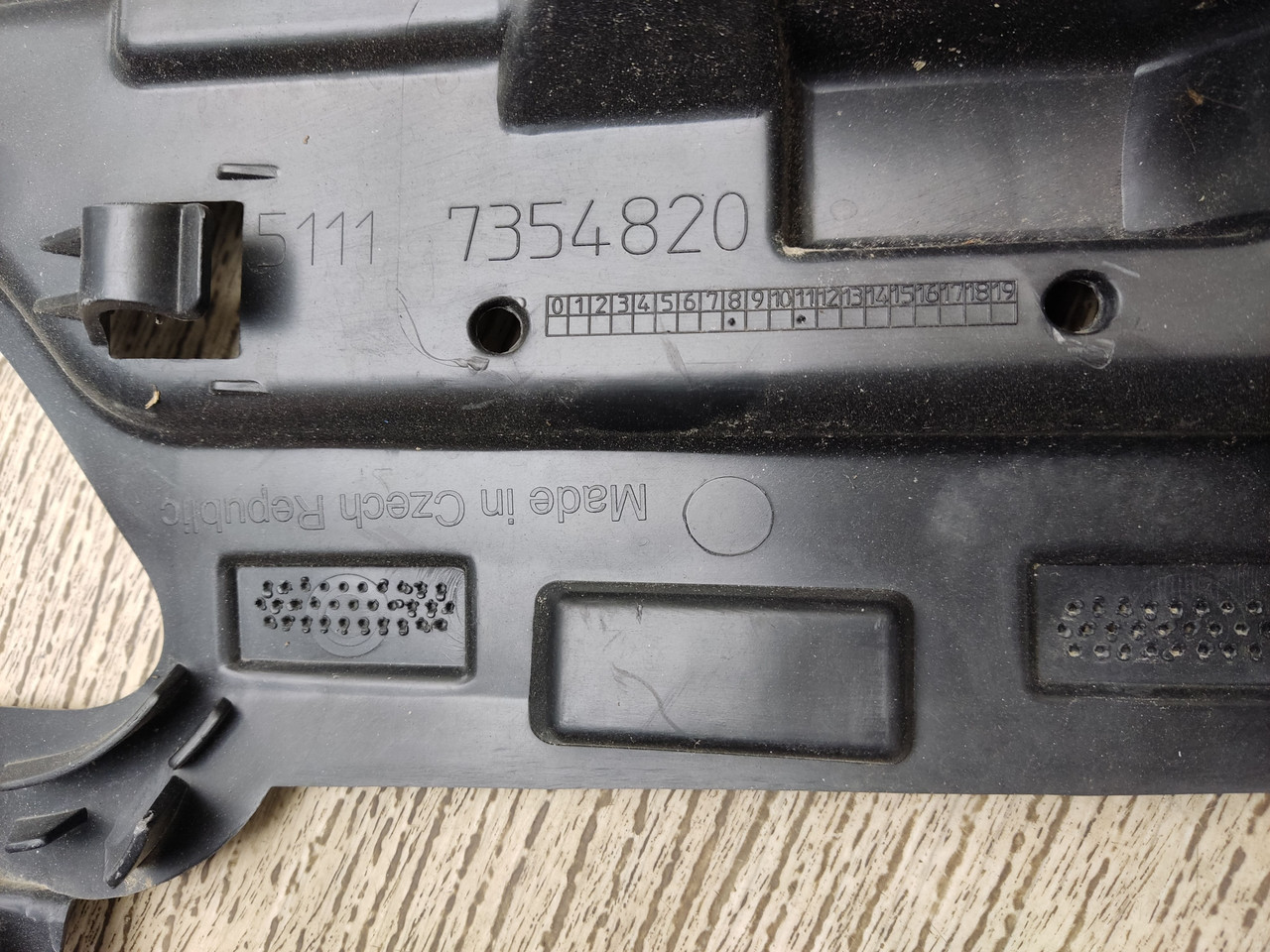 Купить Кронштейн кріплення направляюча туманки ПТФ переднього бампера ...