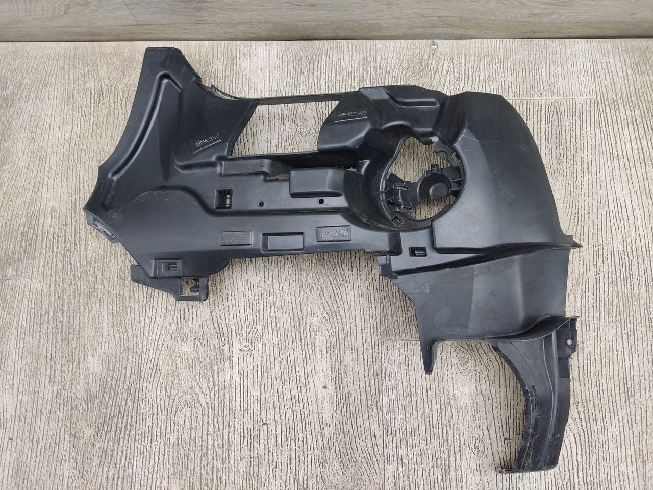 Купить Кронштейн крепления направляющая противотуманной фары левый BMW ...